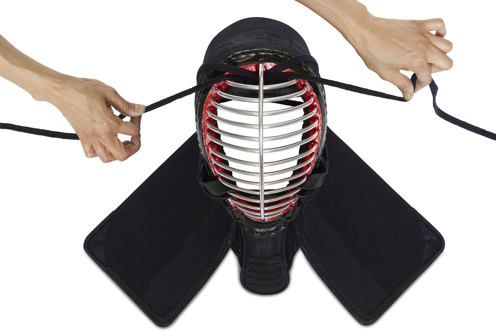 Fastening the Men-Himo